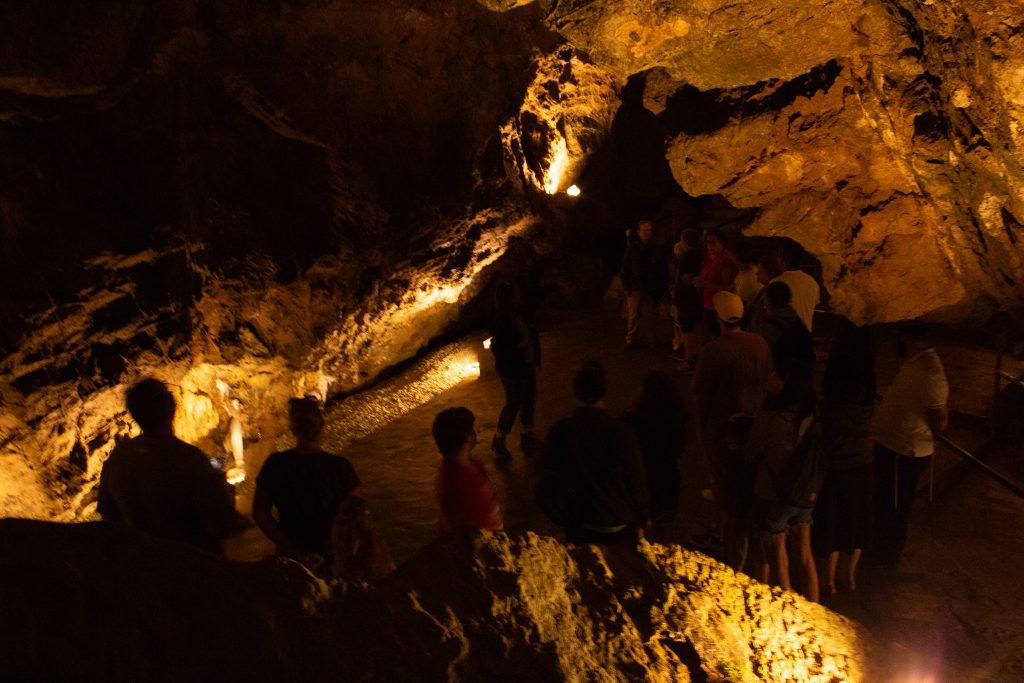 Cave Info - Historic Crystal Cave – Pennsylvania’s Oldest Show Cave